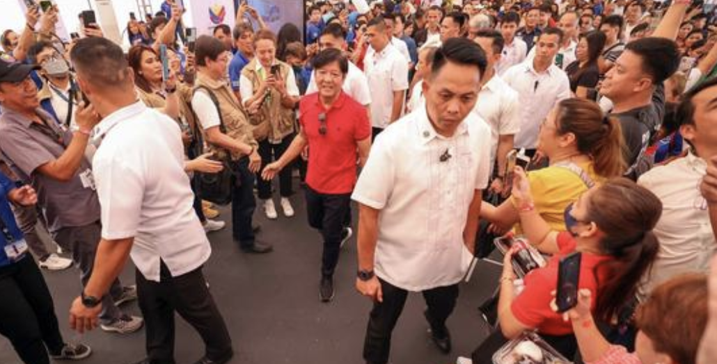 President Marcos Jr. Hosts 'Family Day' for Office of the President ...