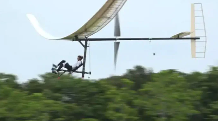 From Pedals to Flight: Japanese Students' Flying Bicycle Achievement