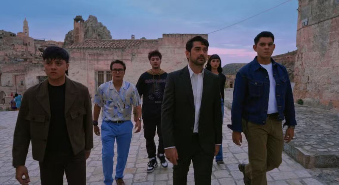 ‘Incognito’ Stars Reflect on Action Scenes and Camaraderie on Set